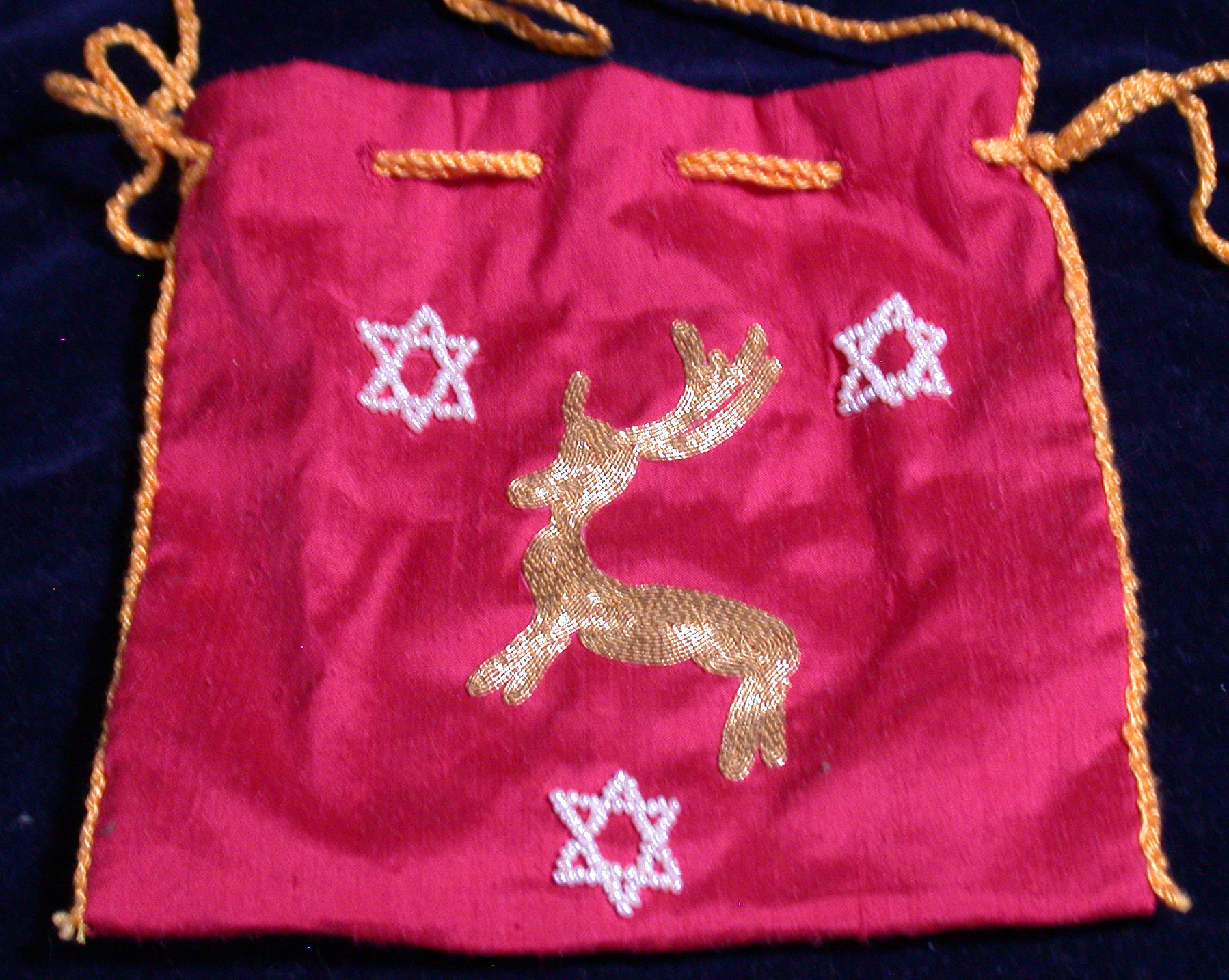 Regalia, Peerage and Award Identification – Lochac Royalty